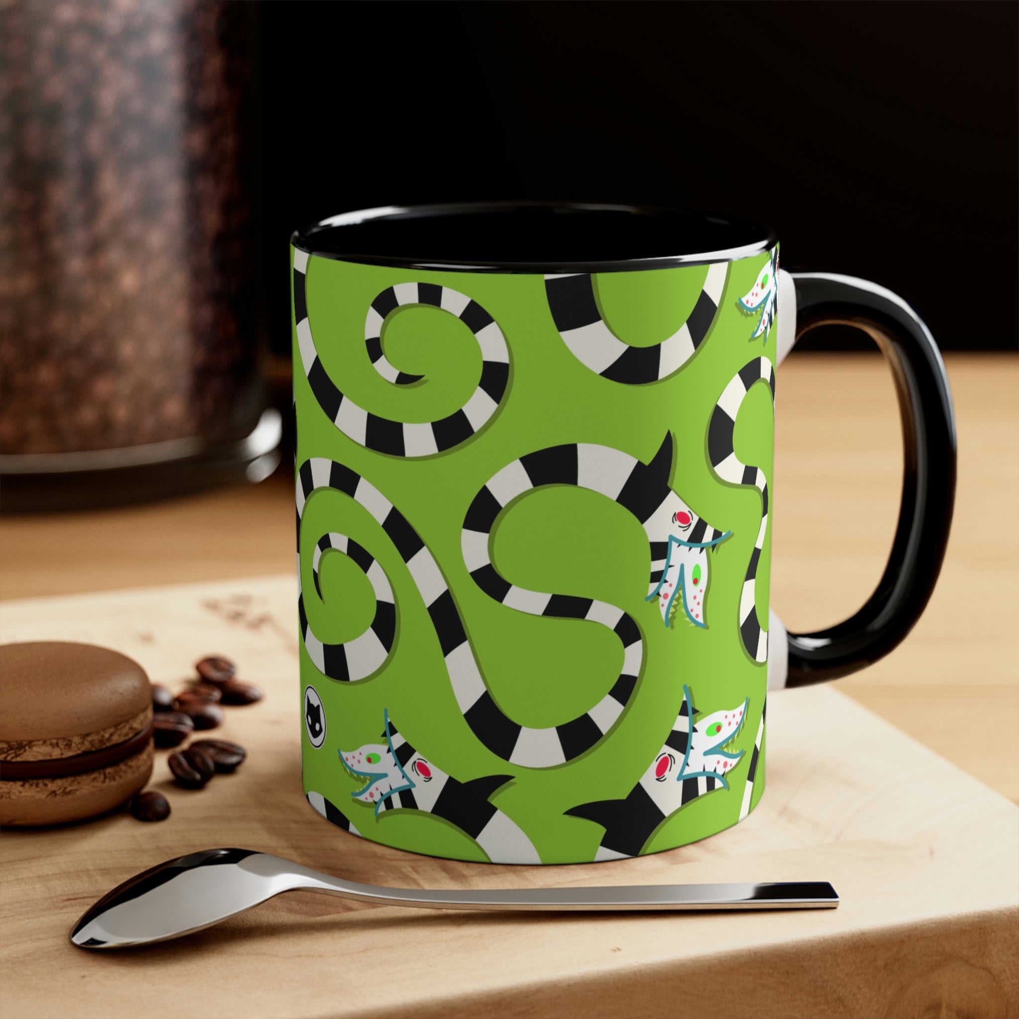 Sandworm Mug – Spooky Cat Press